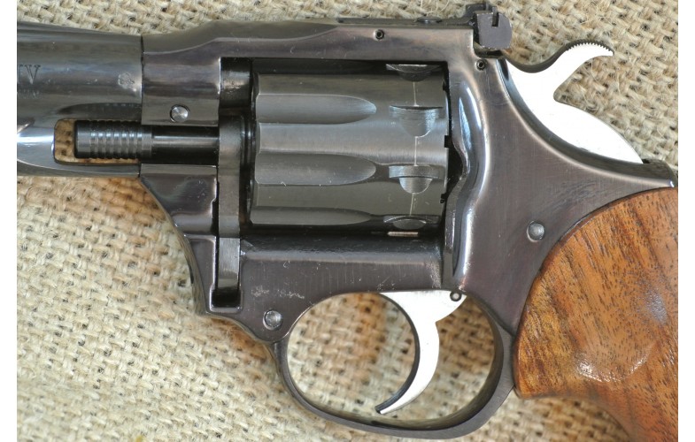 " VERKAUFT " Revolver High Standard, Sentinel MK IV, Kal. .22 WinMag.